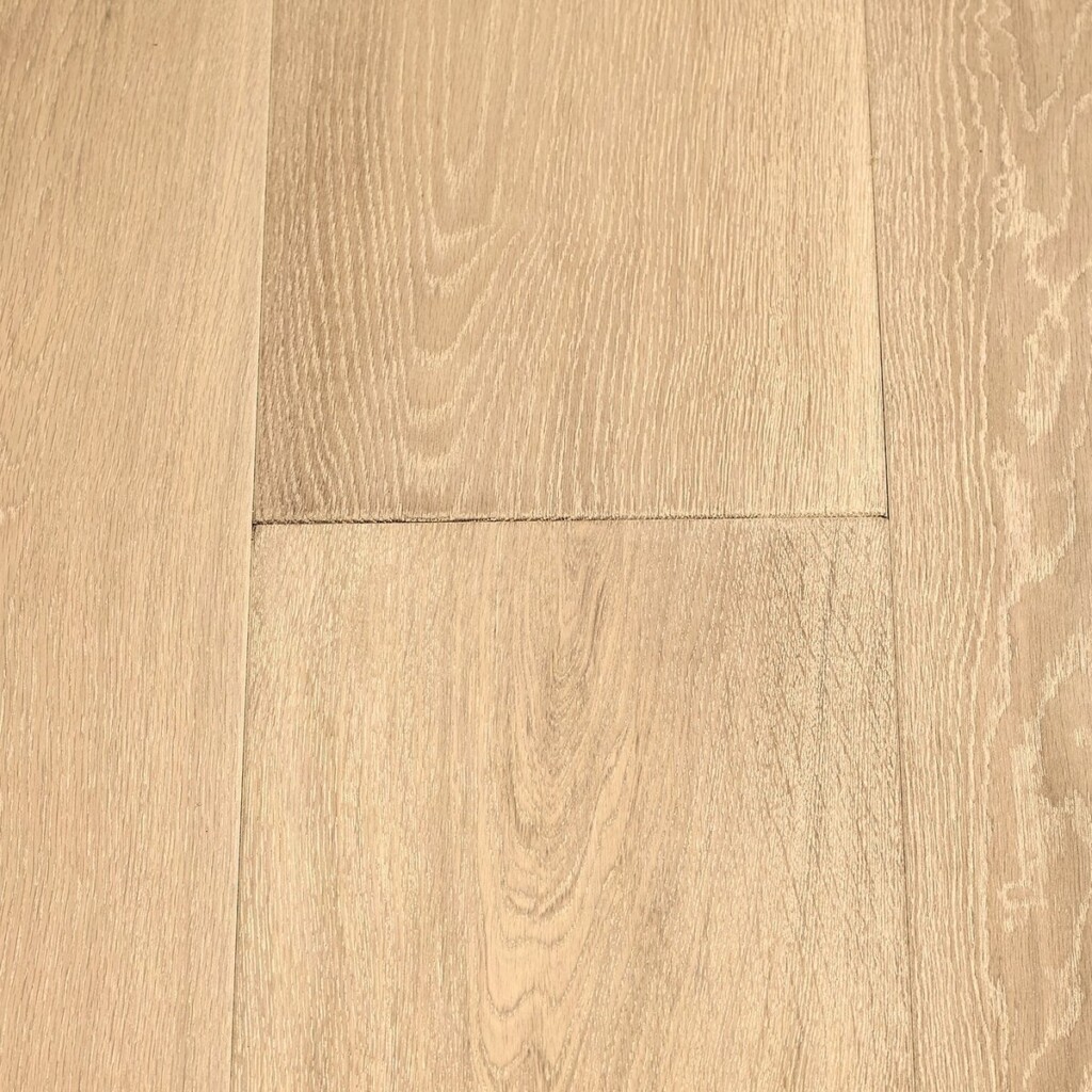 Classic Prime Champagne - Bespoke Woodflooring